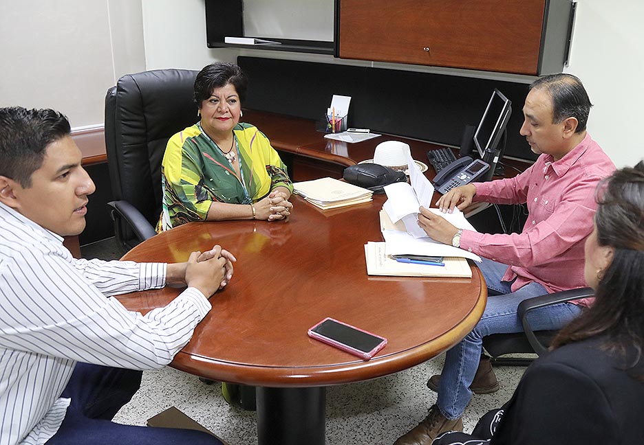 Comisión de Salud realiza proceso de entrega-recepción. | Congreso de San Luis Potosi